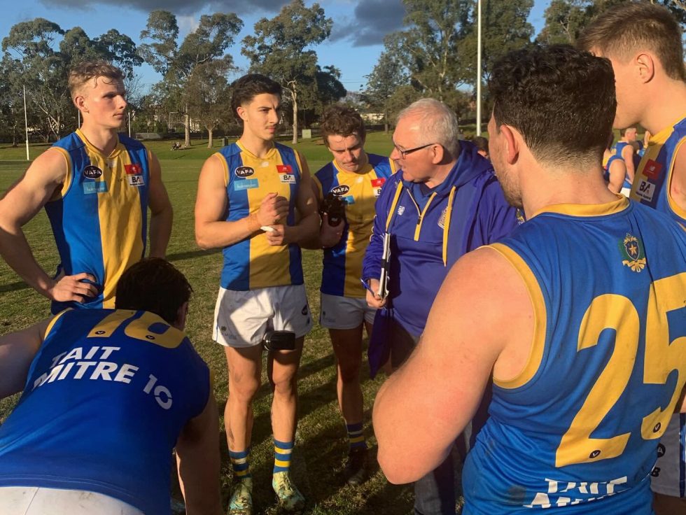 De La Salle Football Club | Amateur Football Club Est 1955